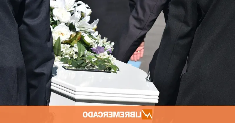 La importancia del diseño del ataúd en la ceremonia funeraria