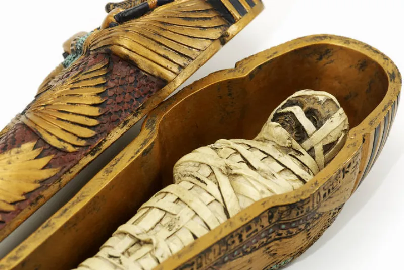 Descubre lo que sucede durante el proceso de embalsamamiento